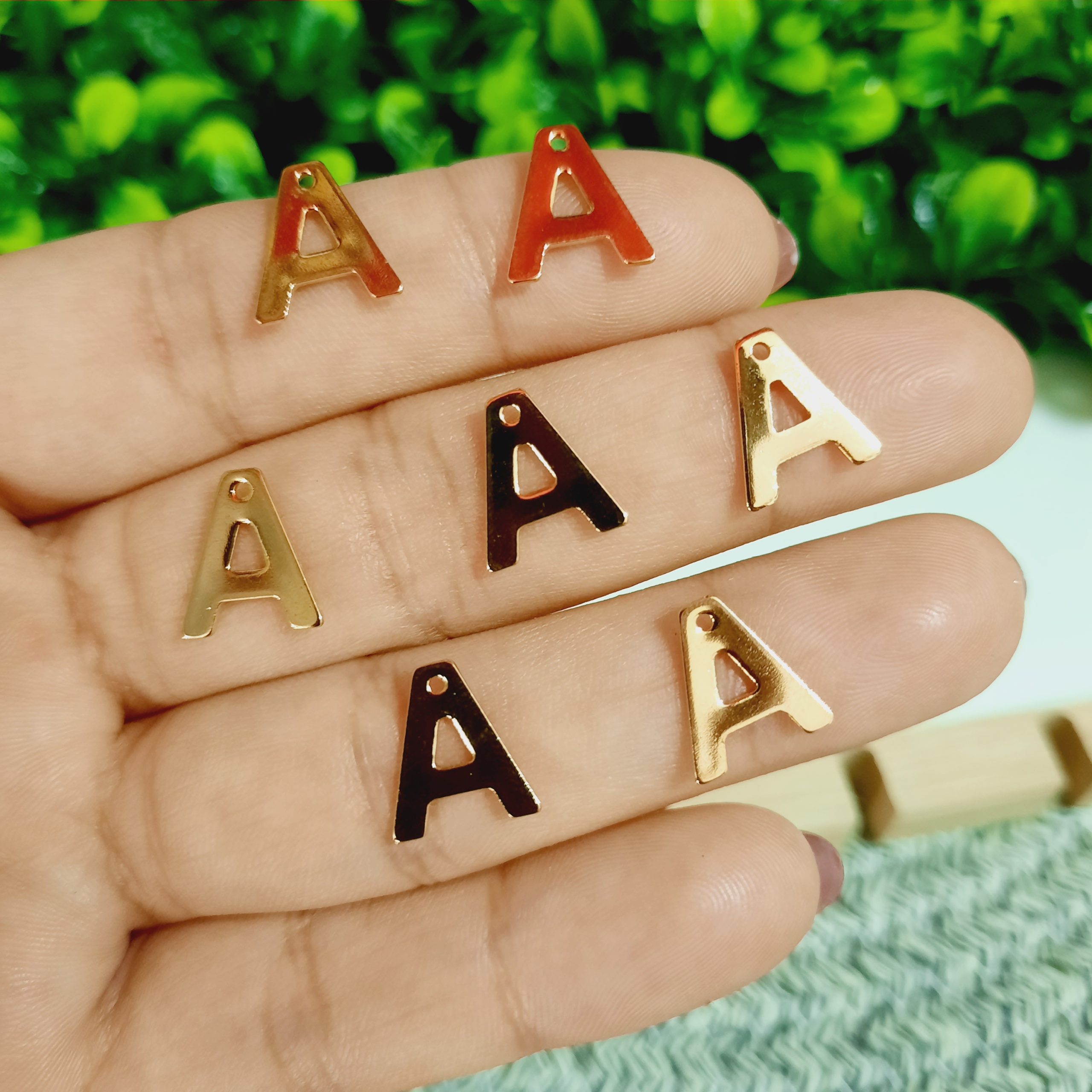 Dije de letra letra en acero inoxidable «A» – Tienda Insumos Coral