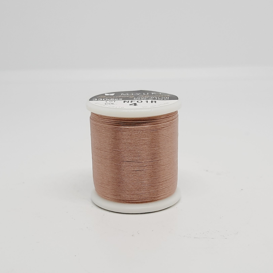 (MBT-04) HILO MIYUKI BEIGE – 50 METROS – TIENDA INSUMOS CORAL